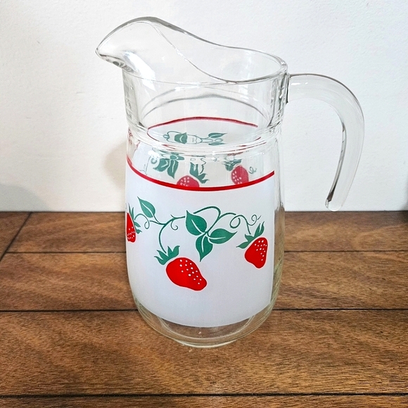 Teleflora | Dining | Vintage Frosted Glass Beverage Pitcher | Poshmark